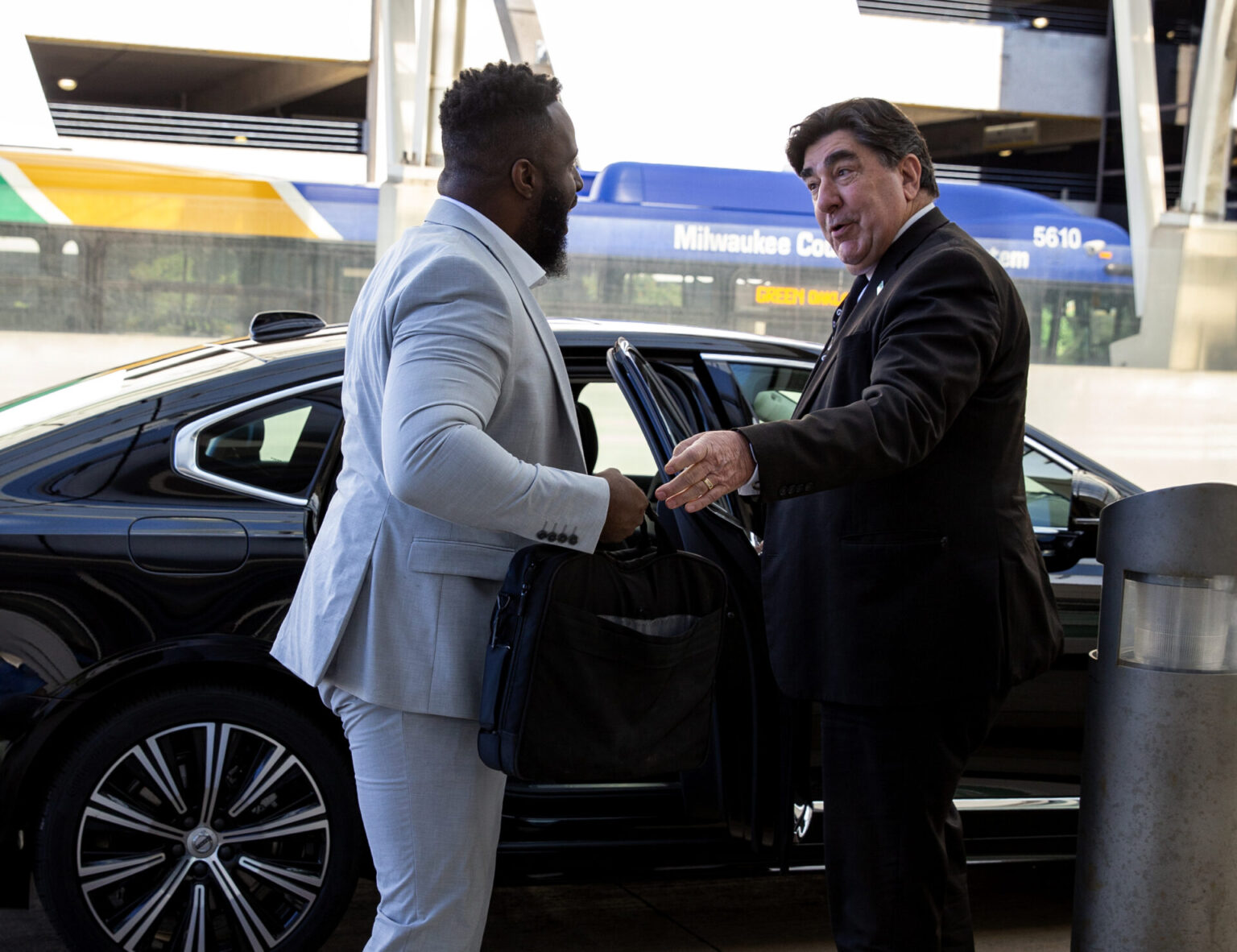 Mitchell International Airport Transportation | GO Riteway