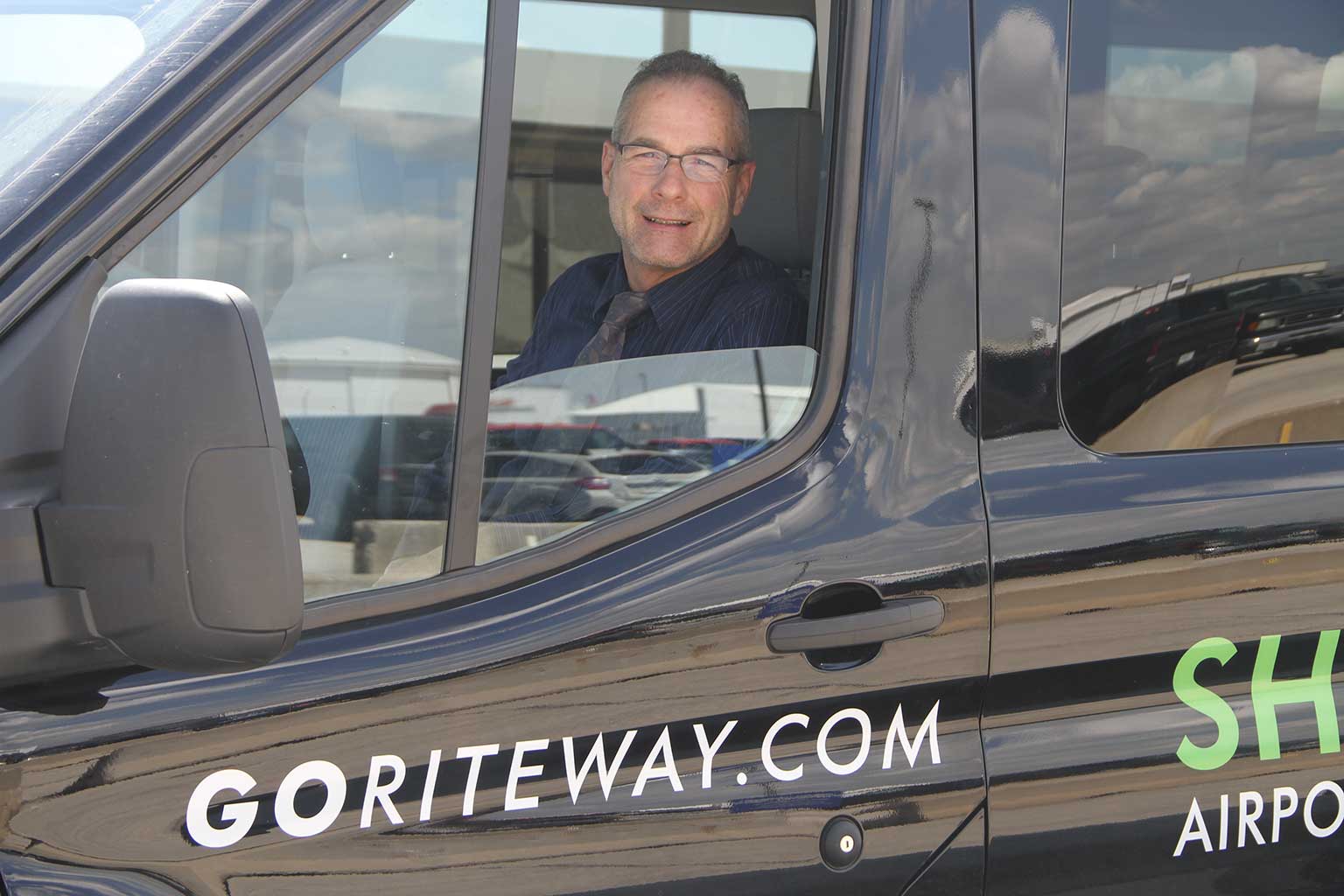 Transit Vans | Corporate Car Service | GO Riteway